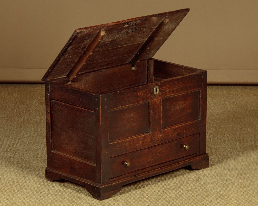 Welsh Oak Coffor Bach c.1760 - Collinge Antiques
