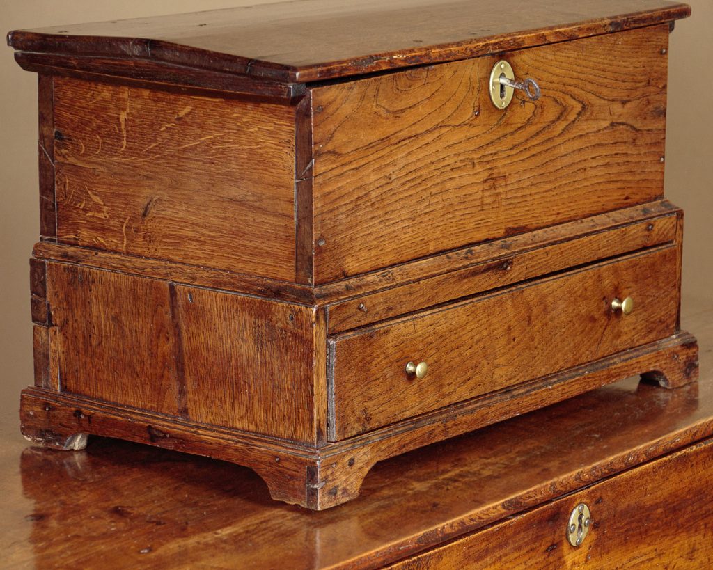 Welsh Coffor Bach c.1760 - Collinge Antiques