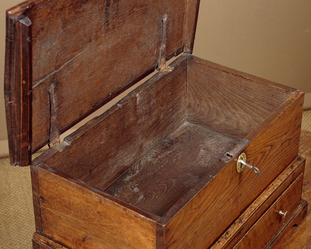 Welsh Coffor Bach c.1760 - Collinge Antiques