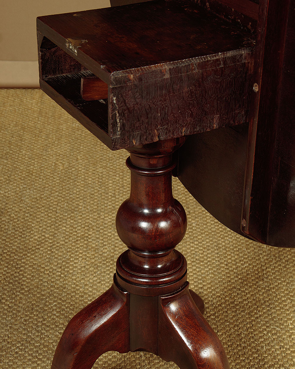 George III Tripod Supper Table c.1800 - Collinge Antiques