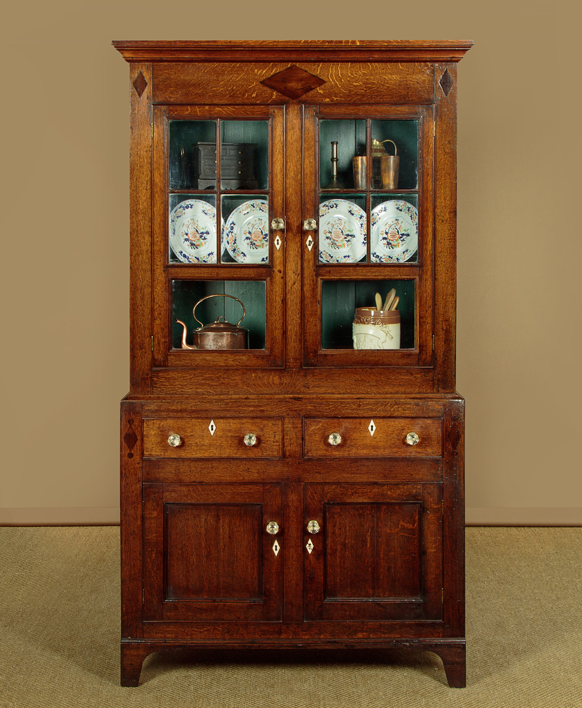 Welsh Oak Cwpwrdd Gwydr c.1820 - Collinge Antiques